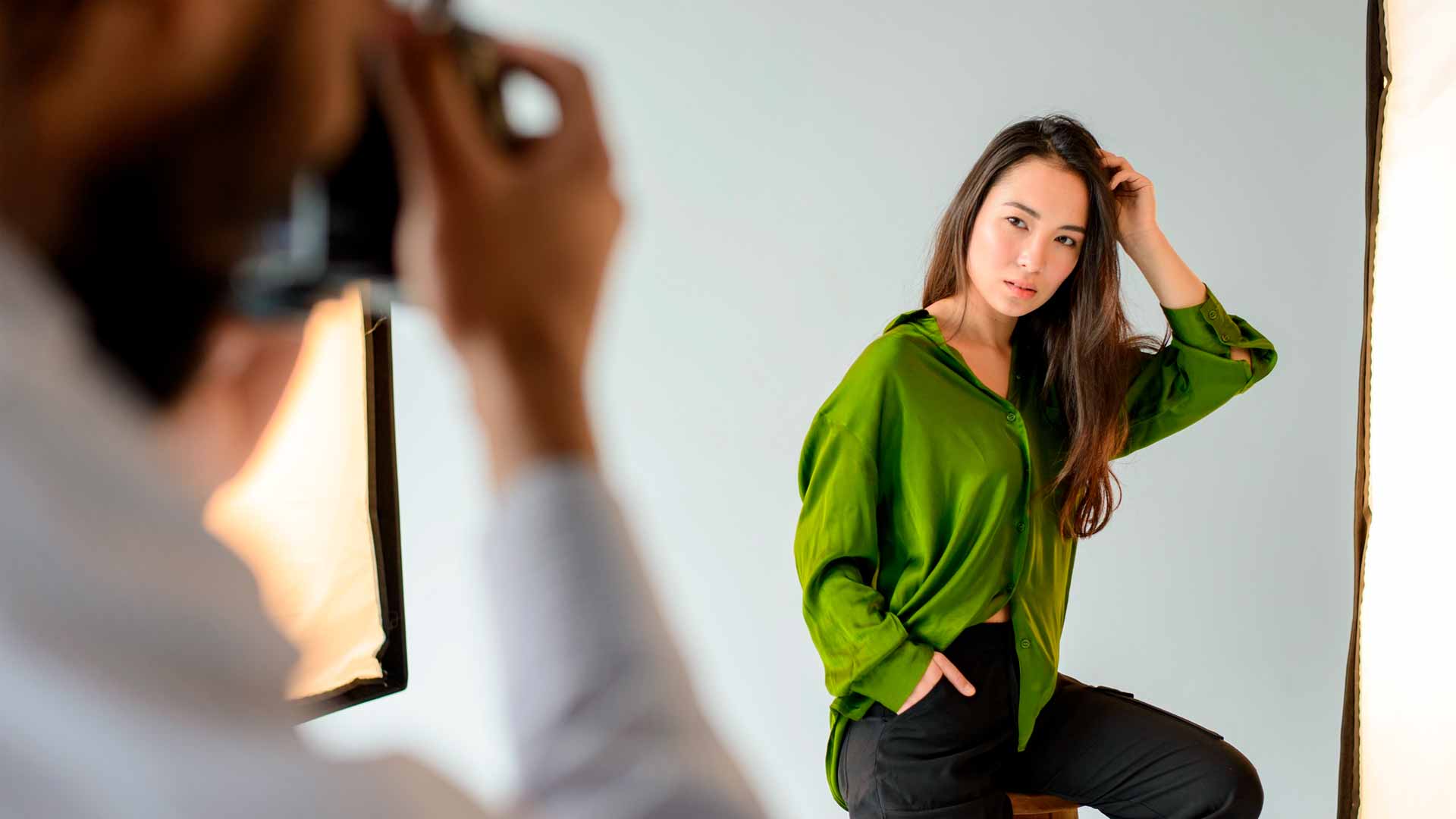 Cómo posar para fotos estéticas, ideas para modelos mujeres hermosas